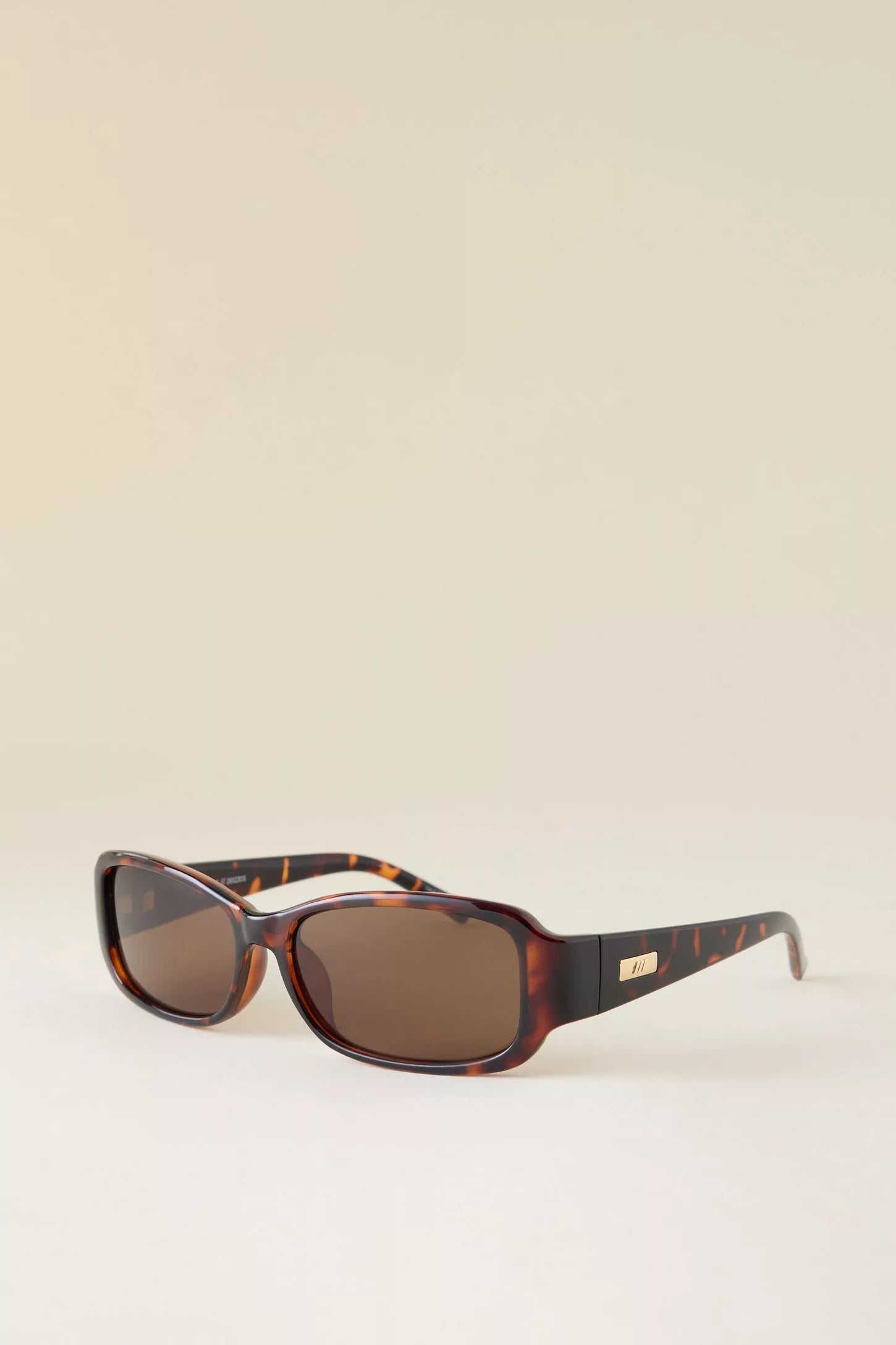 Le Specs - Gigglemug, Tort – Spoiled Life